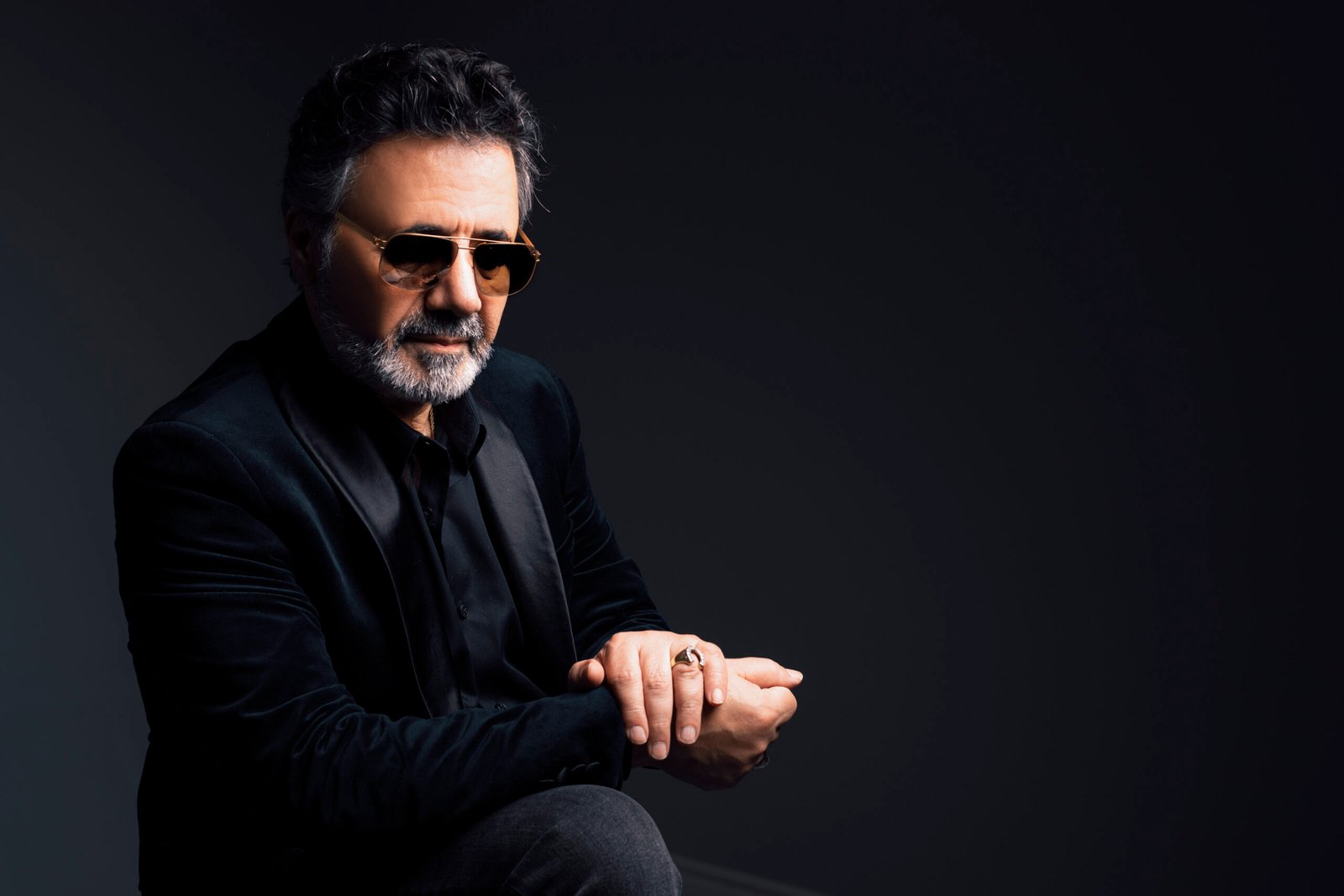Artist Return Talks Ignite Hope for Moein Iran Concert